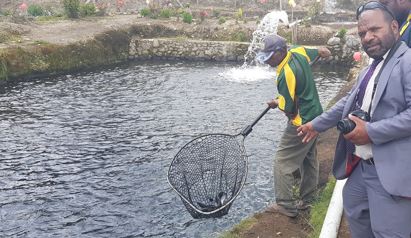 Innovative inland fish farm delivers for Highlands communities